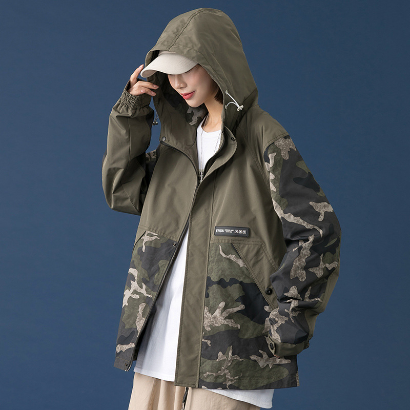 Stitching loose men and women camo jackets